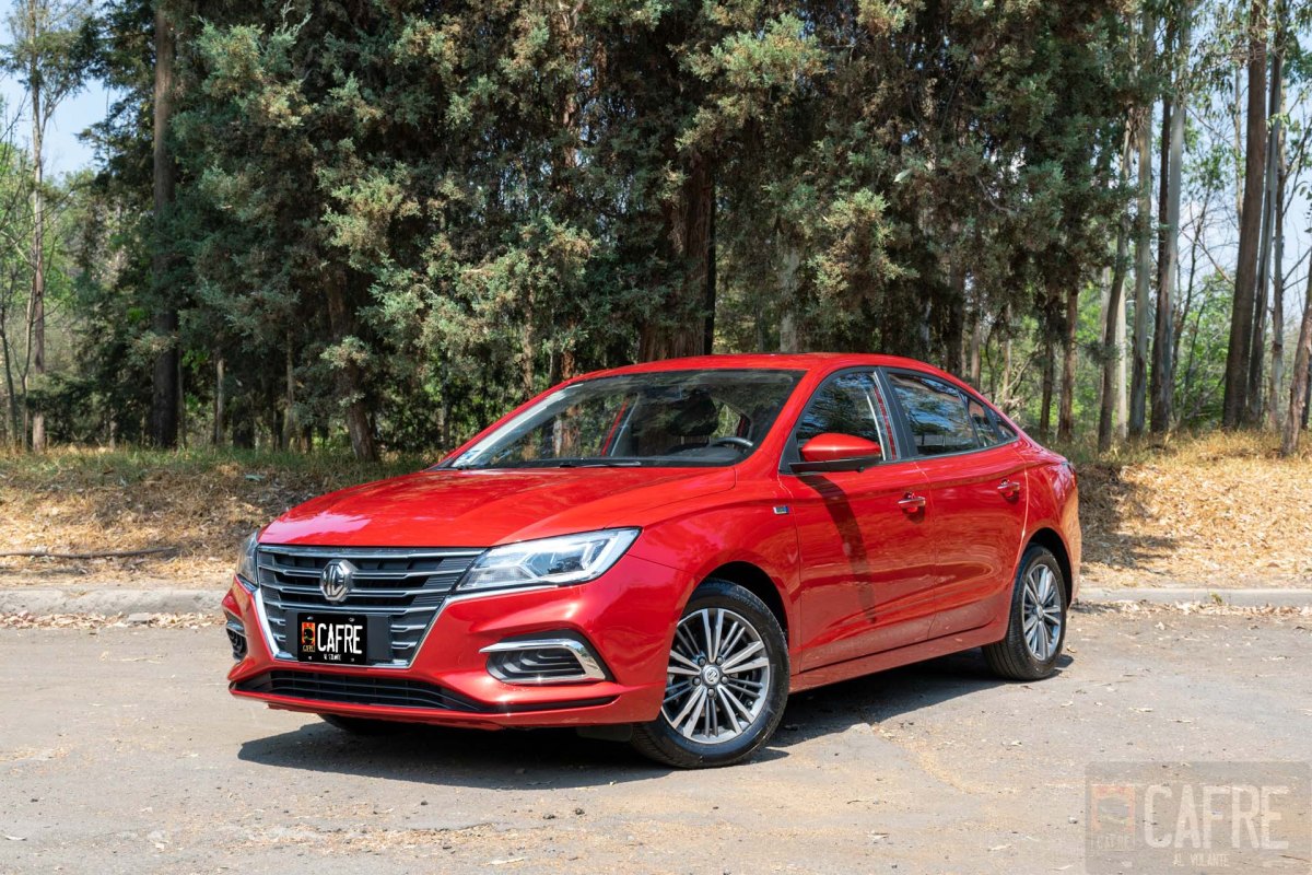 MG 5 Elegance, un auto que no puedes descartar. – Cafre al Volante