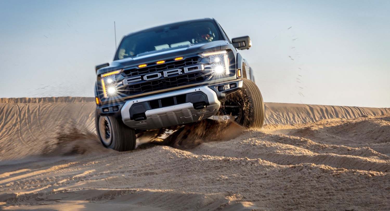 Ford Lobo Raptor® 2024 – Cafre al Volante